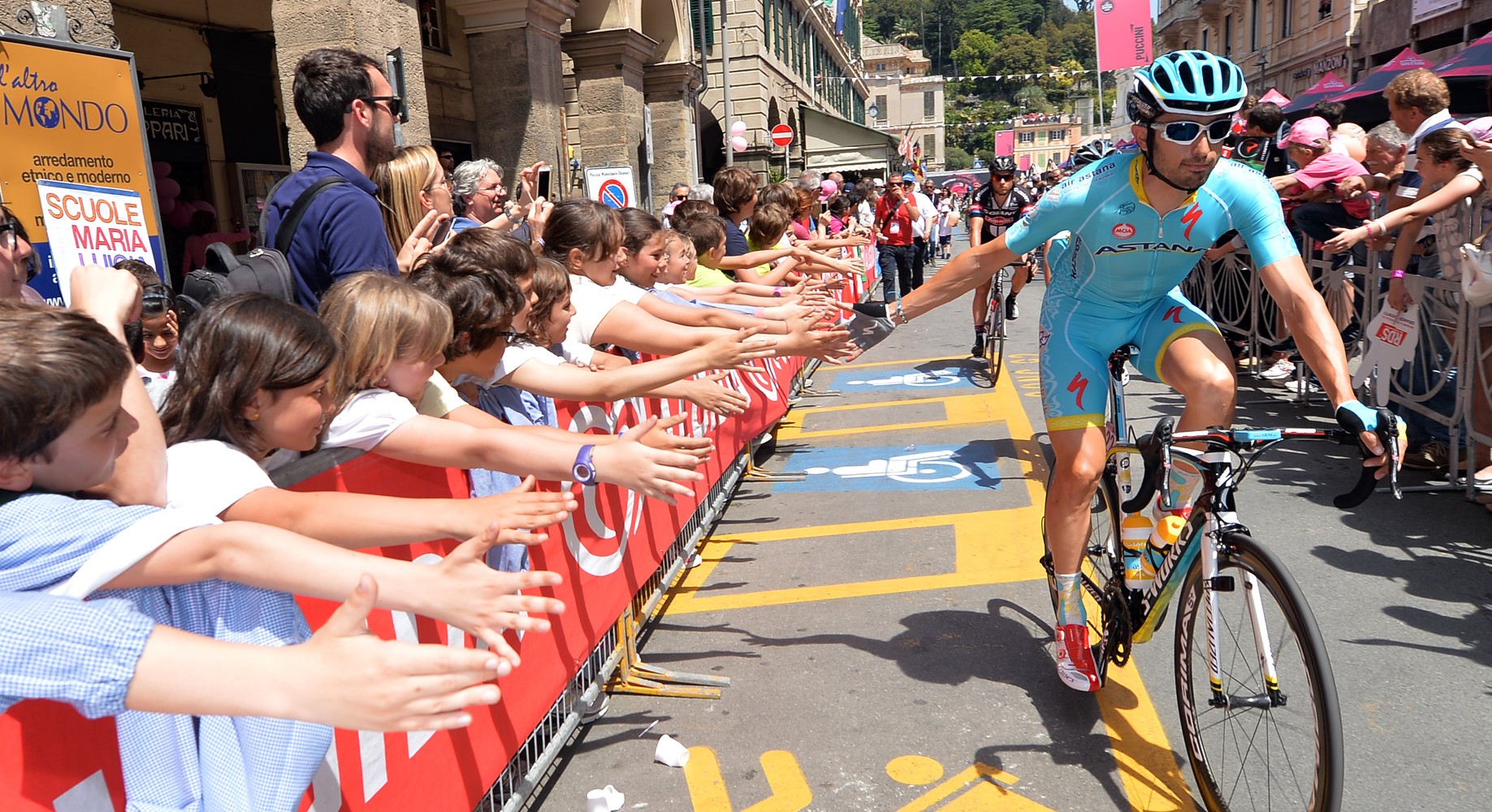 Astana grote stijger in WorldTour-ranking | WielerFlits