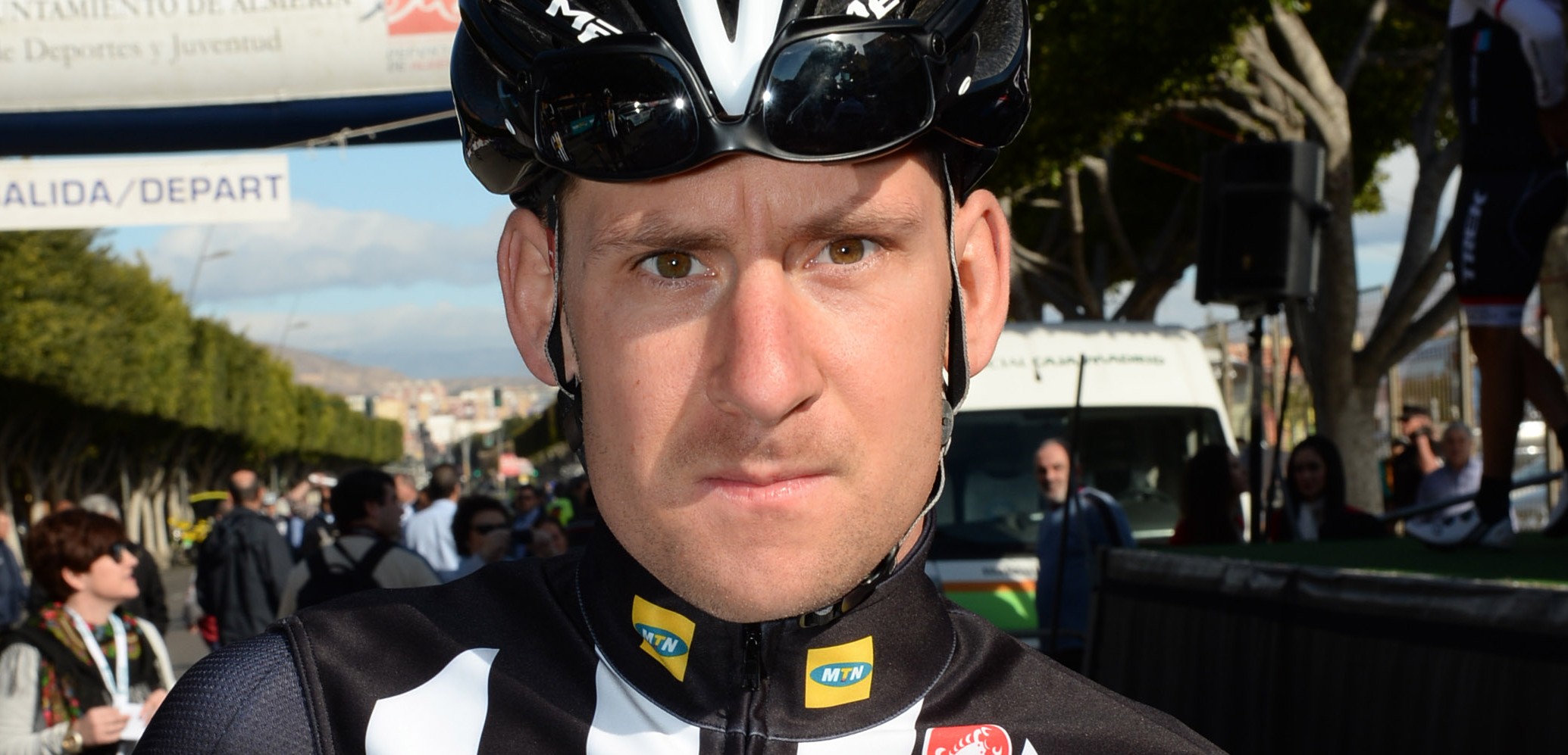 Brammeier met botbreuken in ziekenhuis na aanrijding in Tour of Utah ...