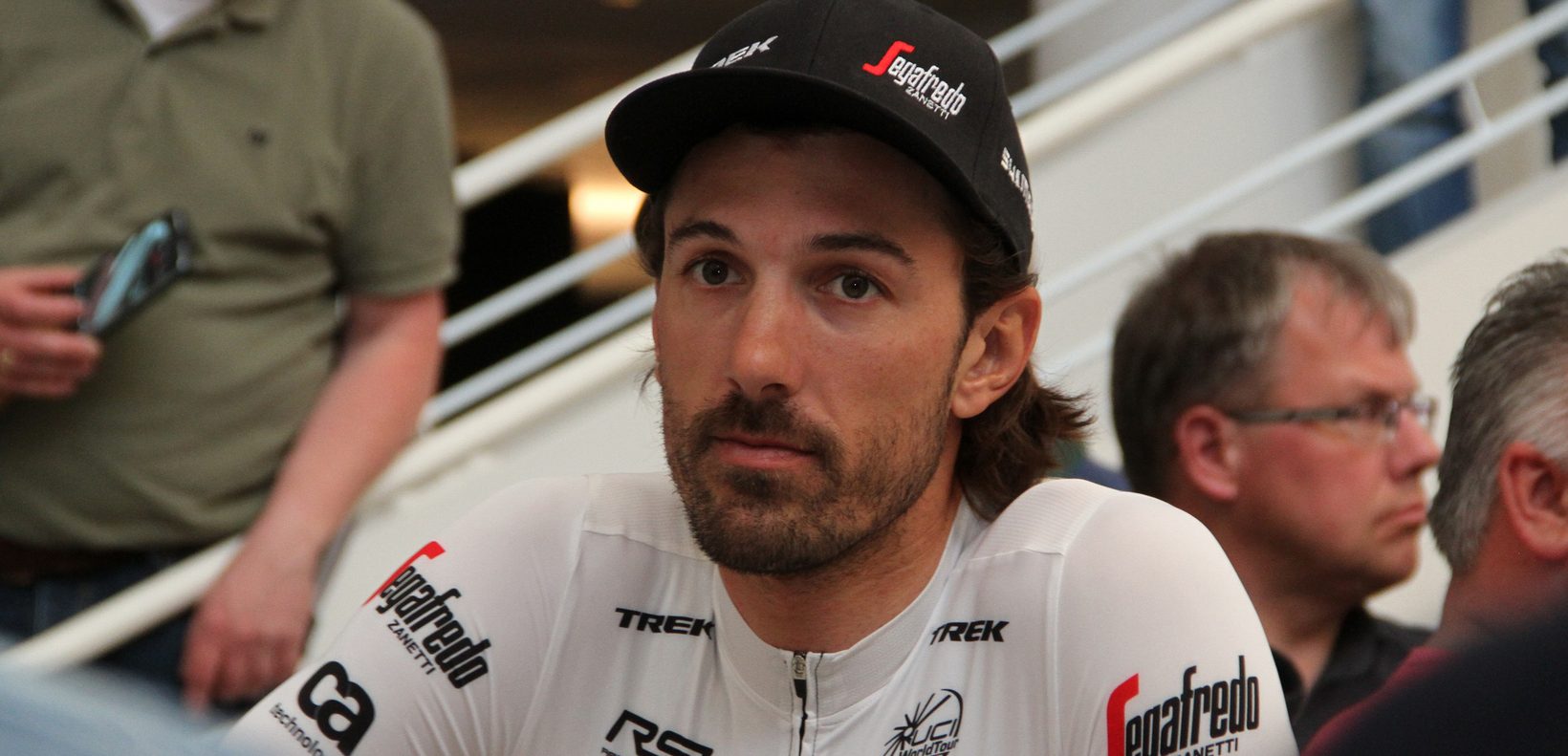 Cancellara stopte versnelling peloton tijdens plaspauze Dumoulin ...