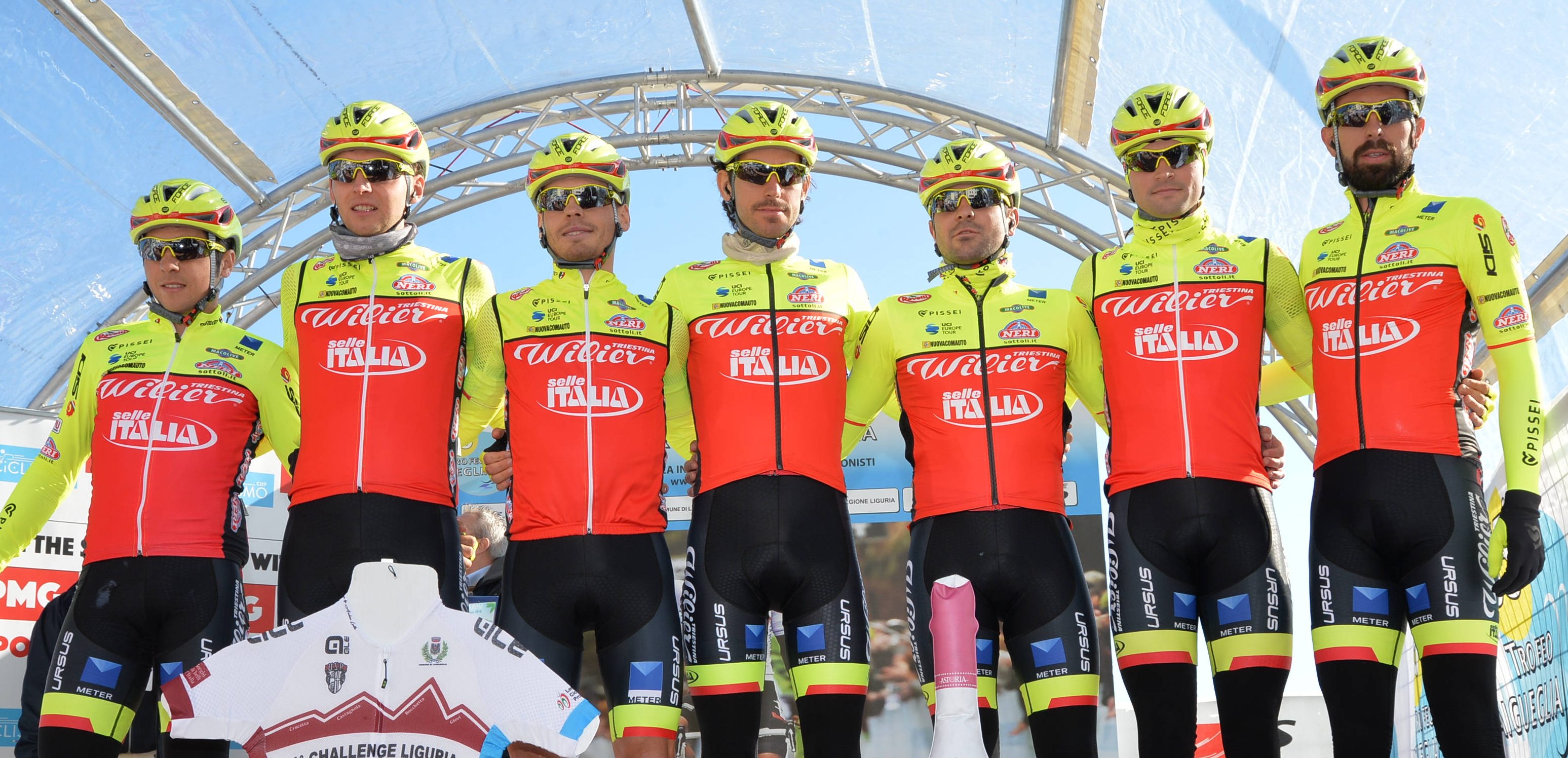 Giro 2018: Wilier Triestina-Selle Italia aast met Mareczko op ...