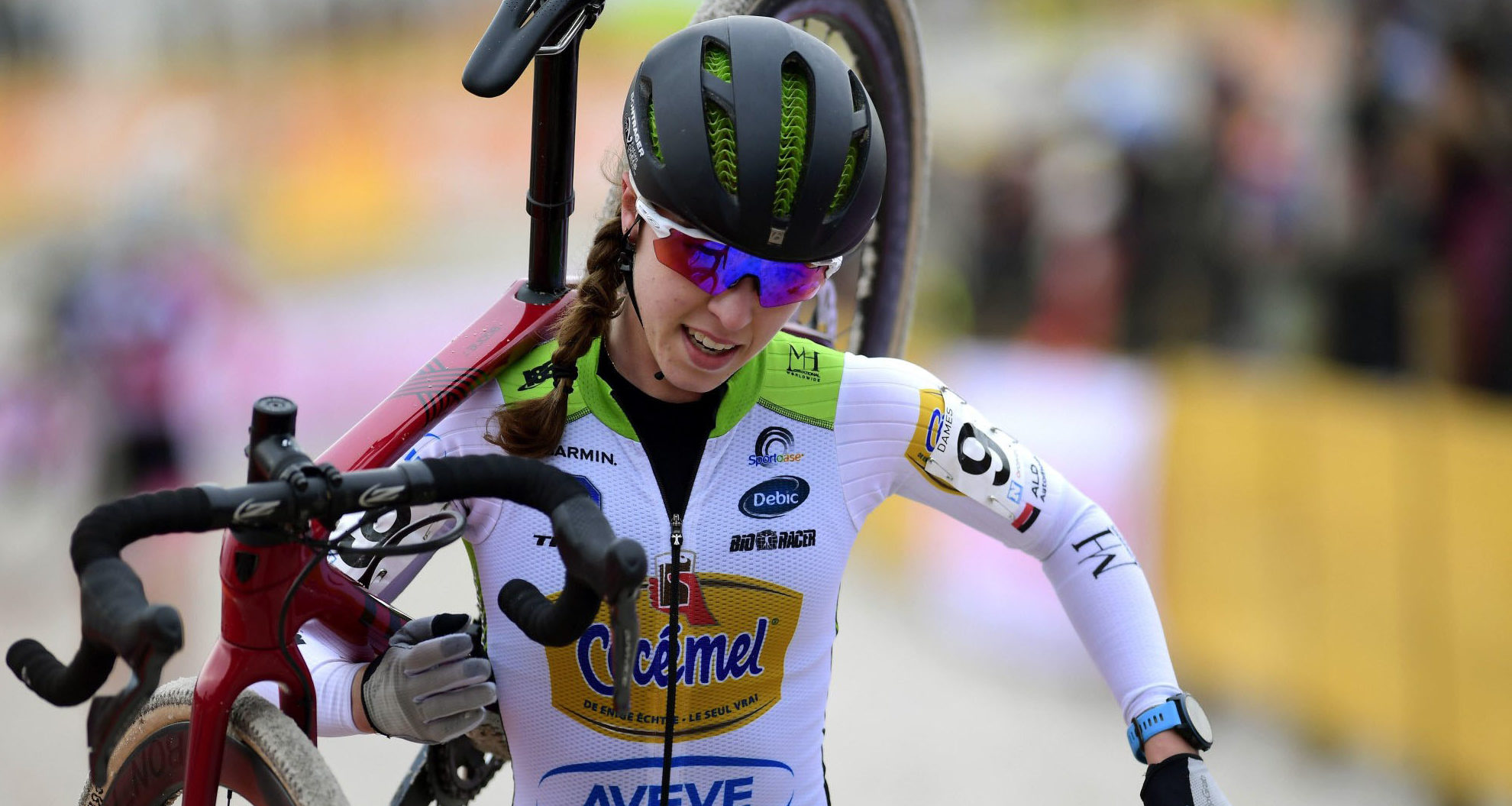 Shirin van Anrooij zegeviert in Pétange | WielerFlits