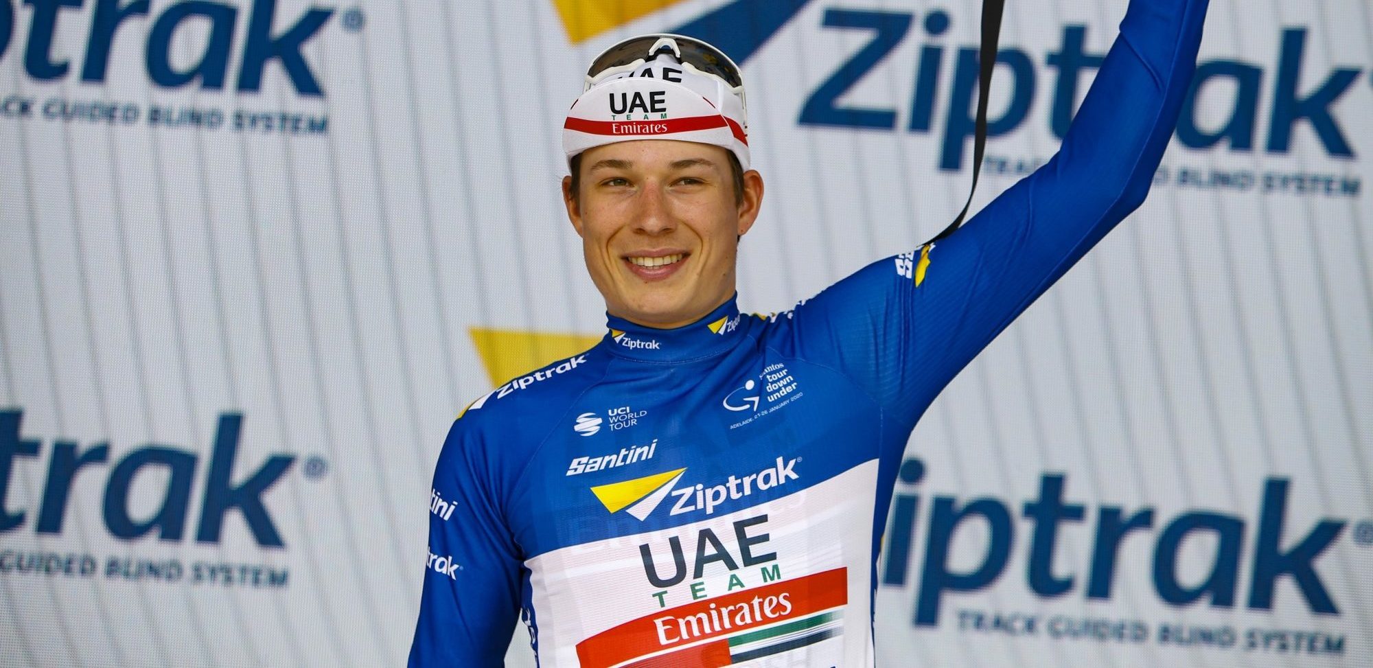 UAE Emirates met Philipsen en Kristoff naar het Openingsweekend ...
