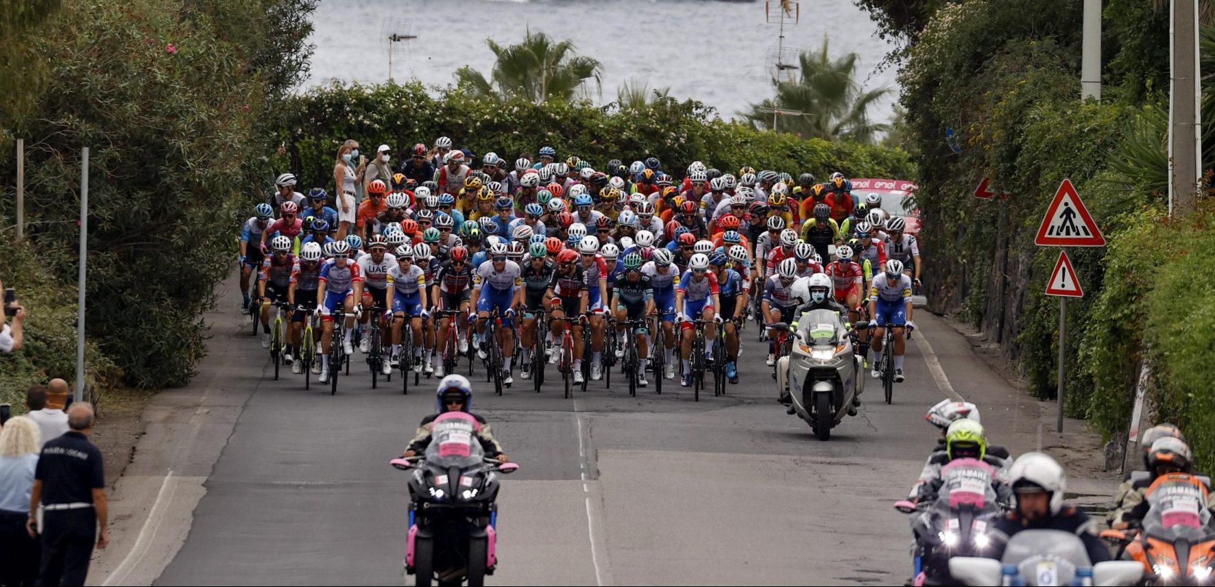 Giro 2020: Liveblog - Finishfoto nodig na duel tussen Démare en Sagan ...