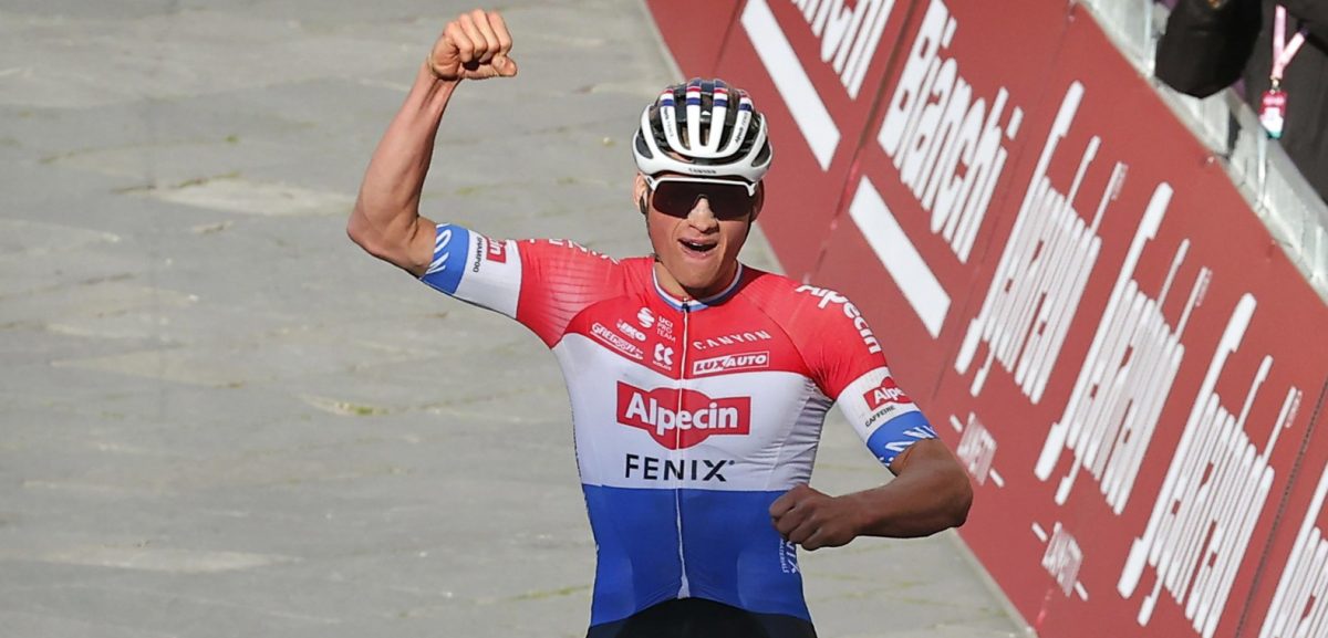 Alpecin-Deceuninck presenteert team rond Mathieu van der Poel in Strade ...