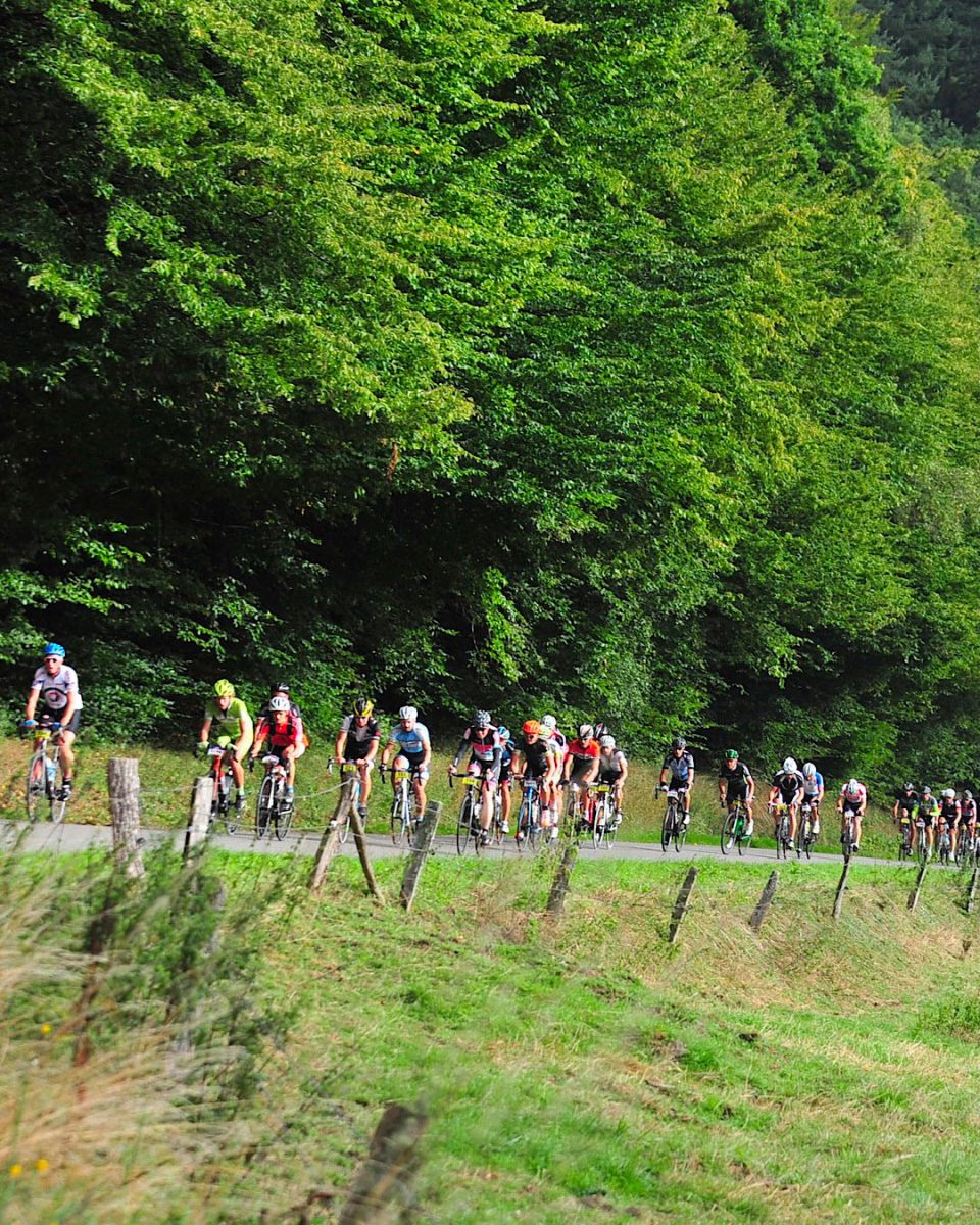 La Petite Crique: In het spoor van Claude Criquielion | Fietstoerisme ...
