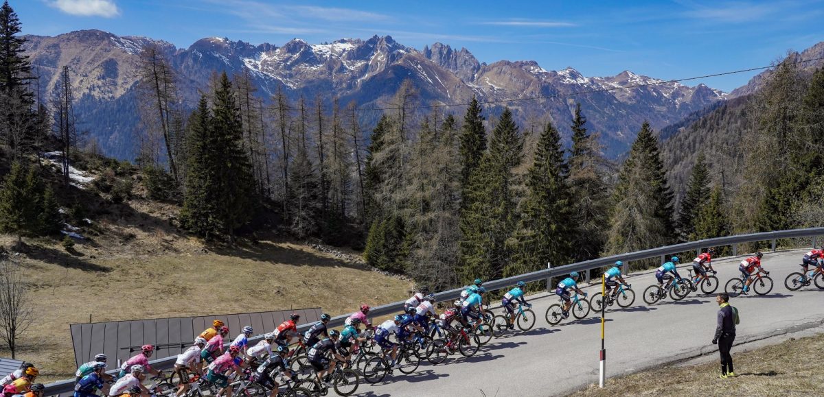 Volg hier de tweede etappe van de Tour of the Alps 2022 | WielerFlits