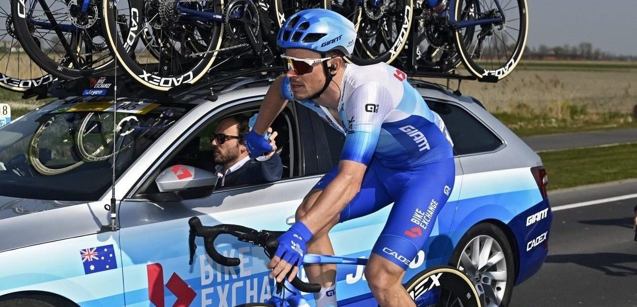 Alexander Edmondson breekt twee ribben bij val in Ronde van Polen ...