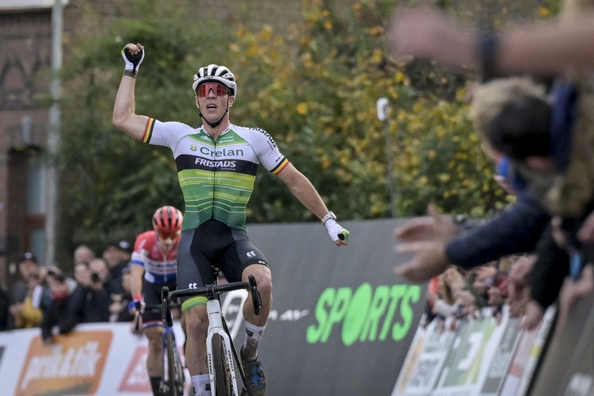 Sweeck verslaat Van der Haar na zinderende finale in Superprestige Niel ...