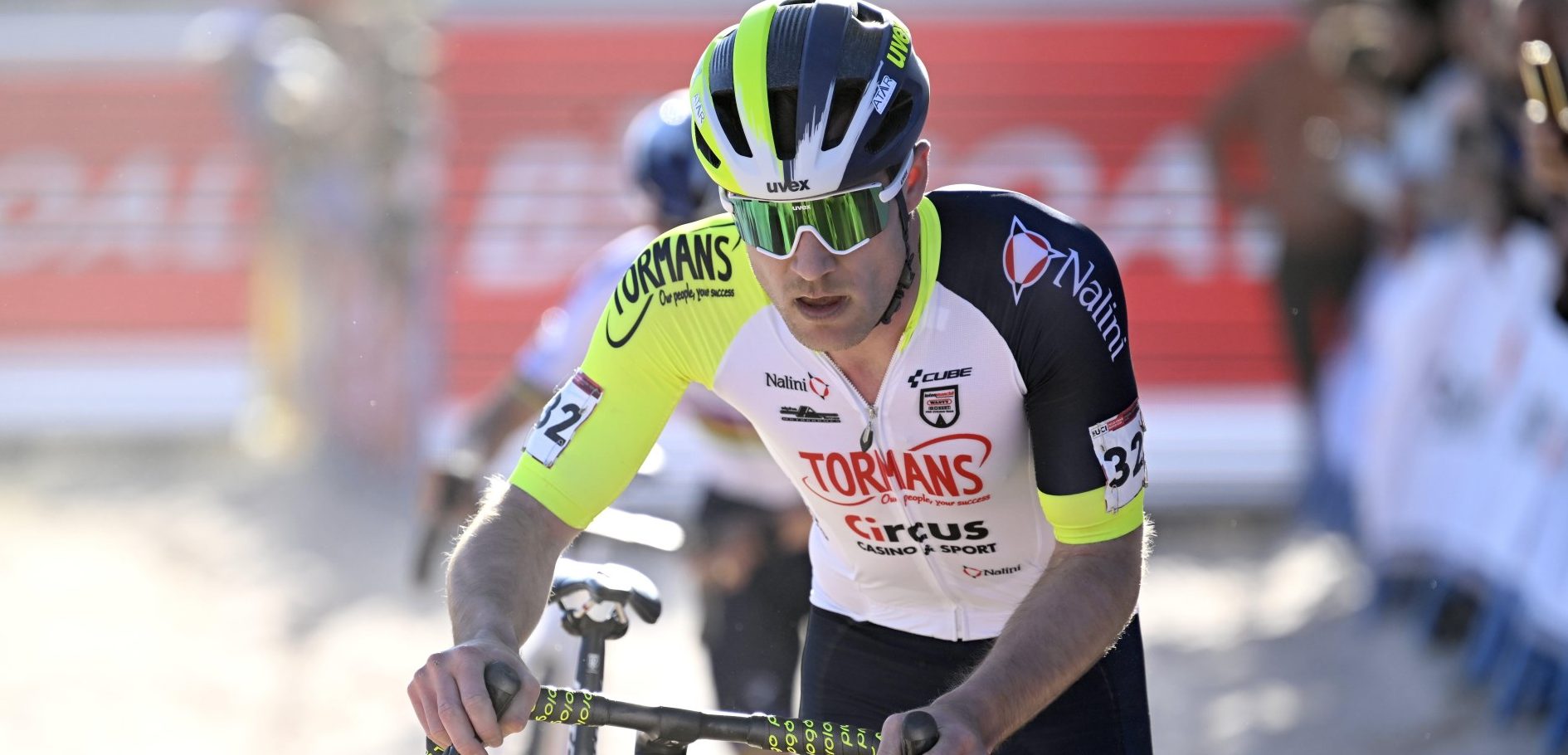 Kevin Kuhn en Hélène Clauzel zegevieren in Radcross Illnau | WielerFlits