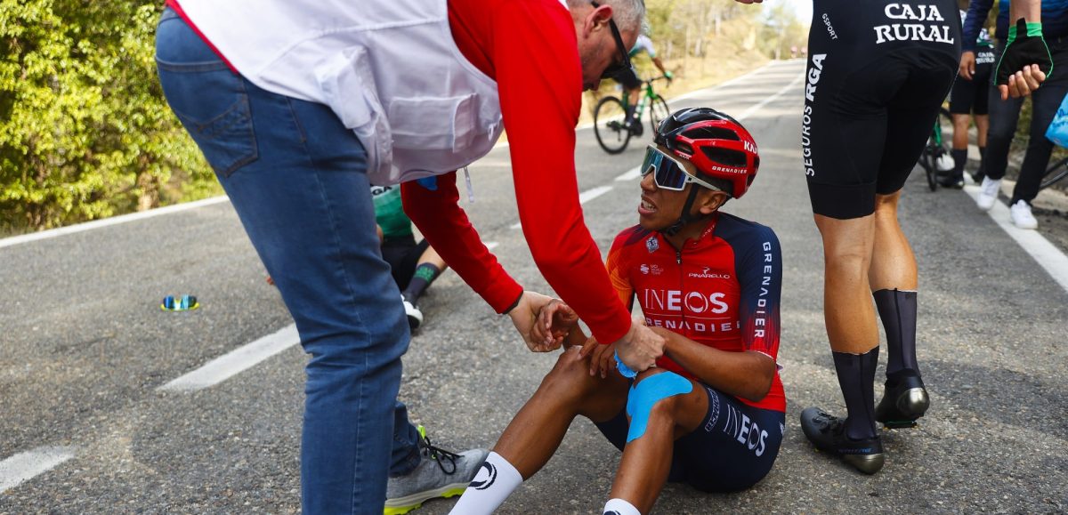 Egan Bernal verlaat Ronde van Catalonië na val, geen breuken ...
