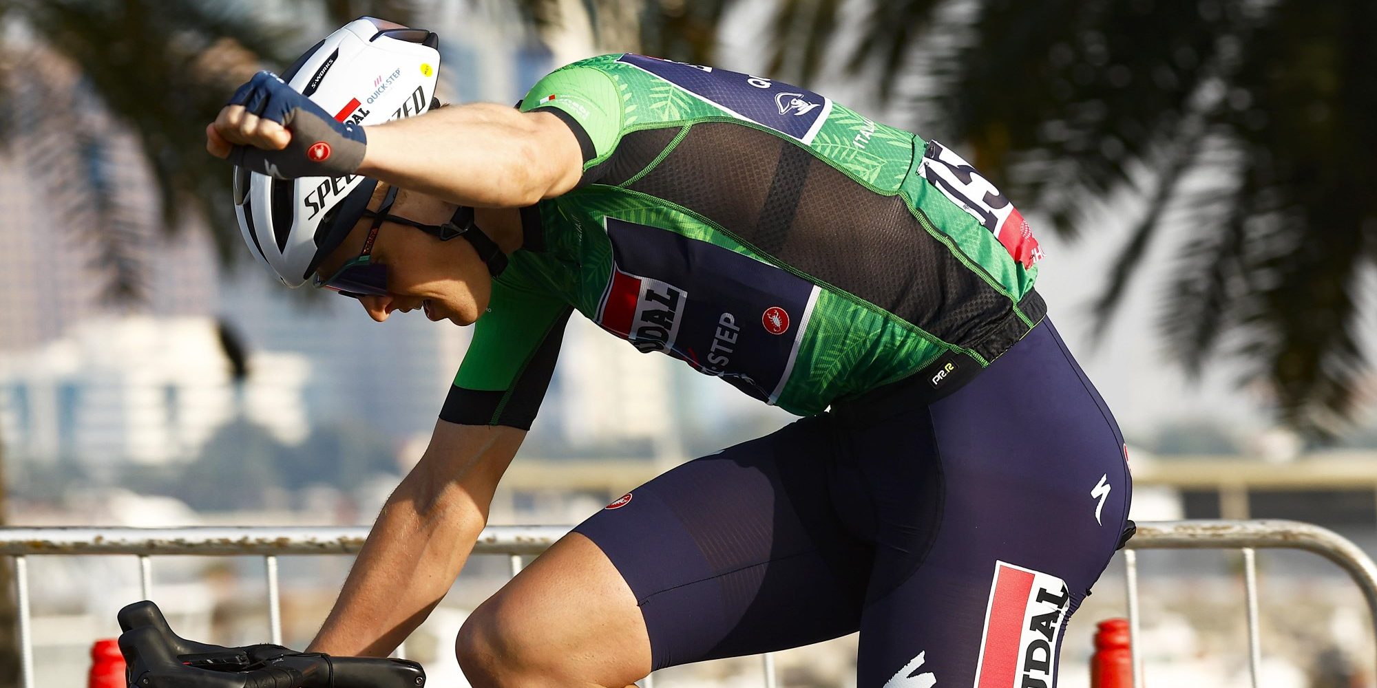 Tim Merlier boekt derde zege in UAE Tour: "Alles gaat perfect ...