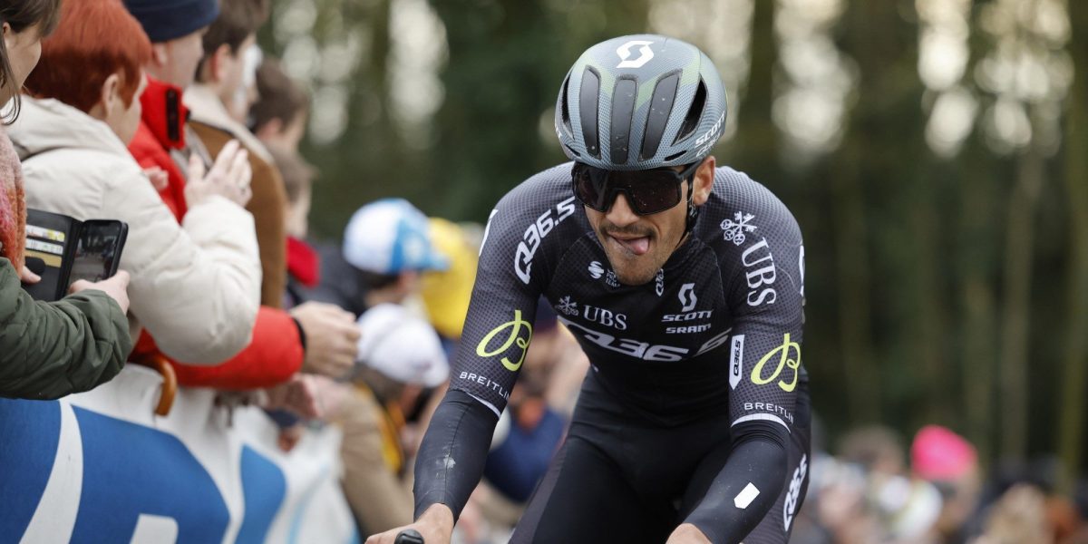 Nicolò Parisini breekt sleutelbeen bij val in Gent-Wevelgem | WielerFlits