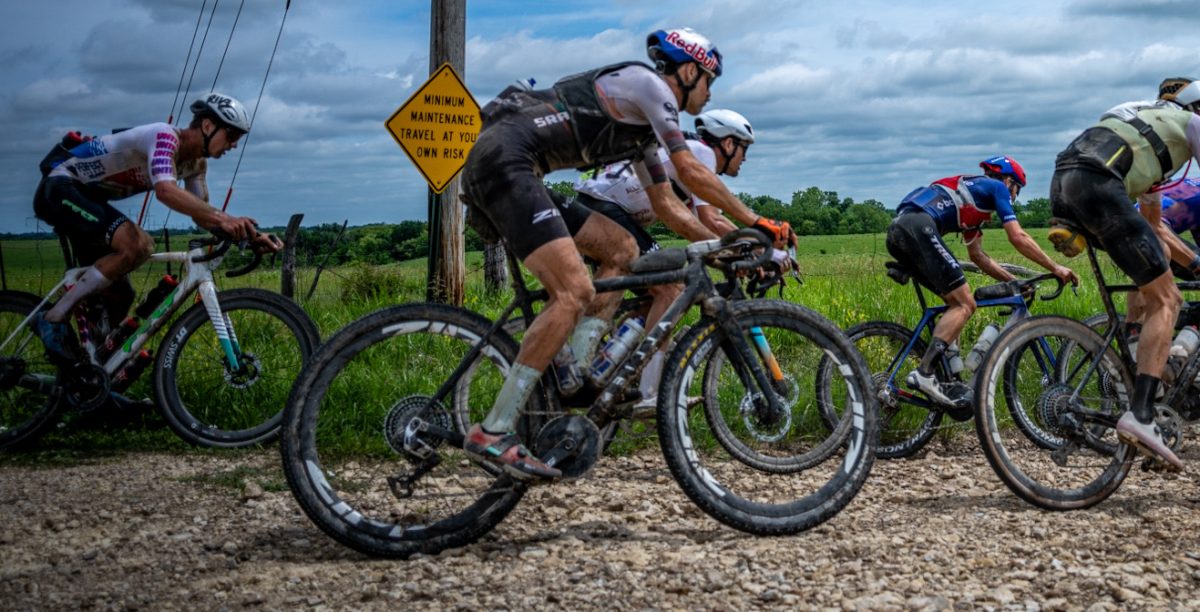 Liveblog Unbound Gravel 2025 - Cameron Jones wint Unbound Gravel voor ...