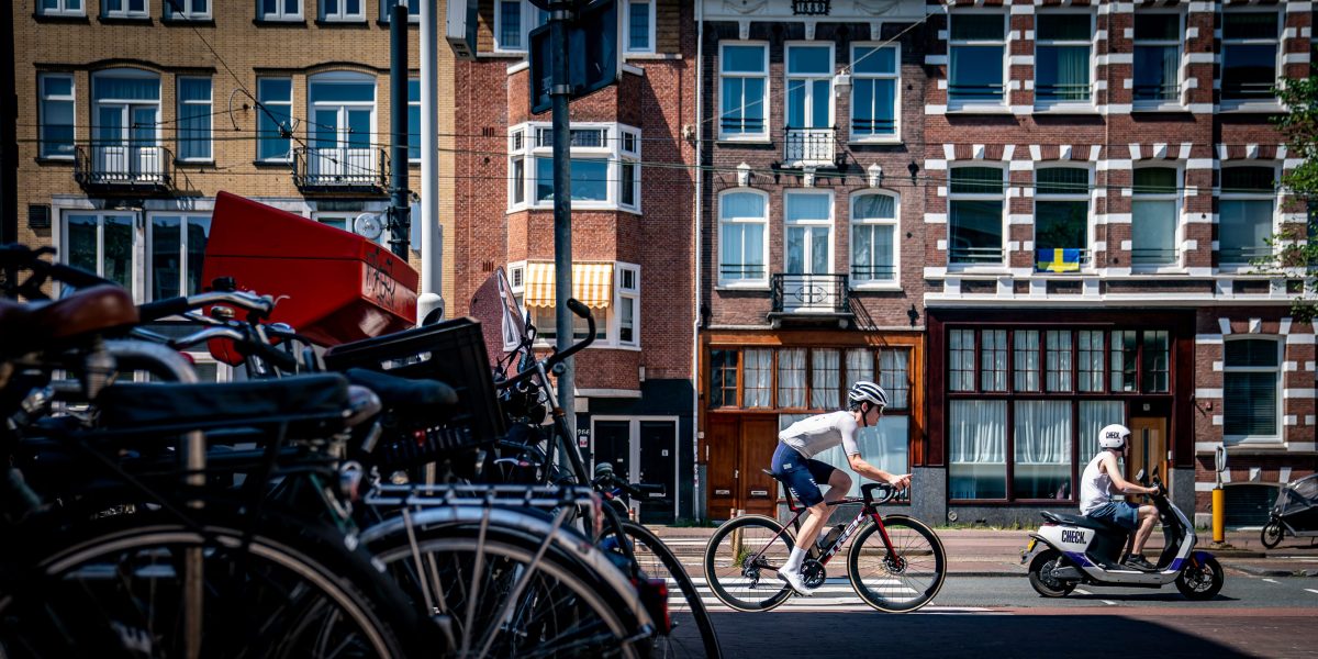 Proef met 20 km/u maximumsnelheid op fietspaden in Houten en Amsterdam