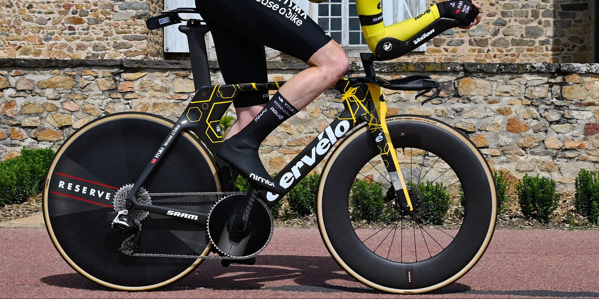 Cervélo onthult nieuwe tijdritfiets Visma | Lease a Bike | WielerFlits