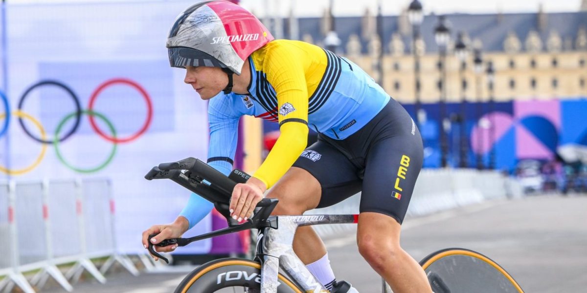 Lotte Kopecky had last van slepend wiel na val: "Qua vermogens zat ik ...