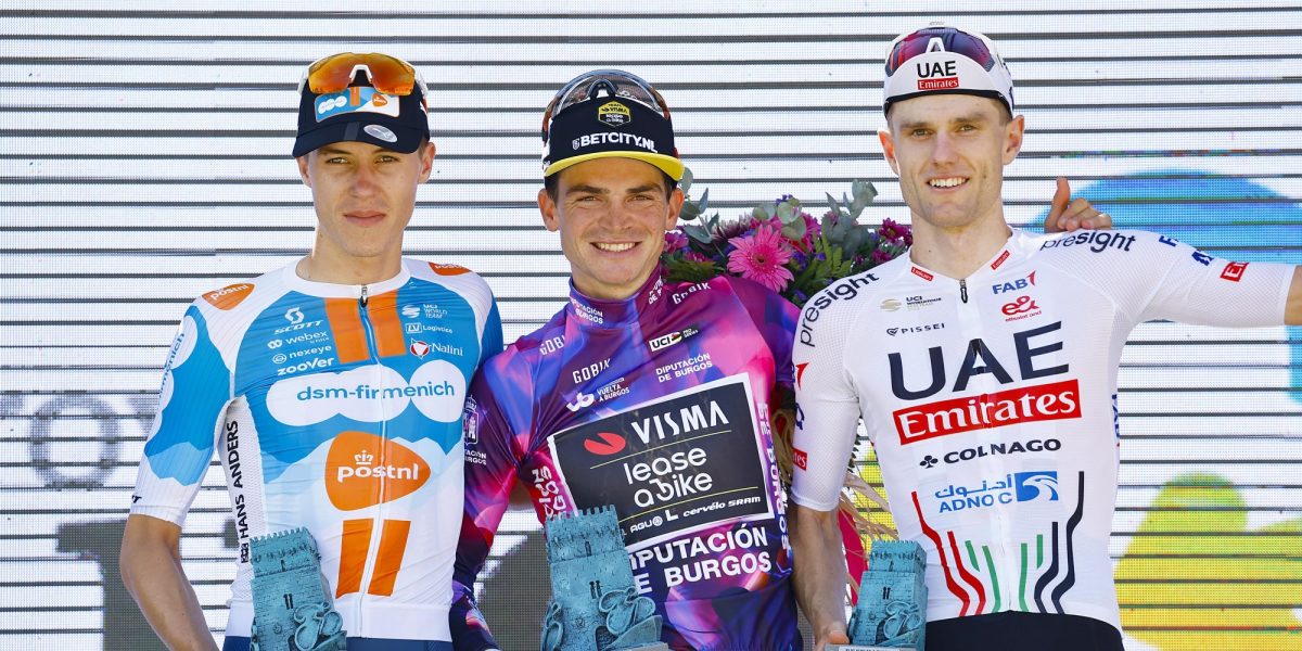 Vuelta 2024: Klimtalent Max Poole (dsm-firmenich PostNL) mag klassement ...