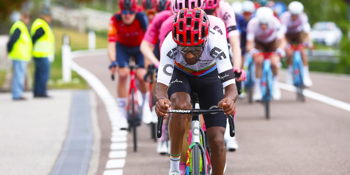 Merhawi Kudus keert terug op profniveau in 2025 | WielerFlits