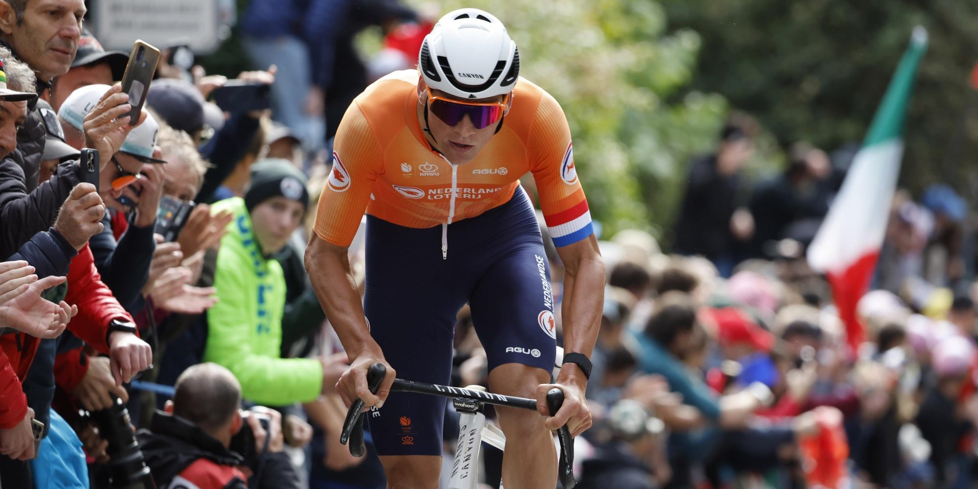 Mathieu van der Poel: “Eigenlijk was het alsof we achter Pogacar óók ...