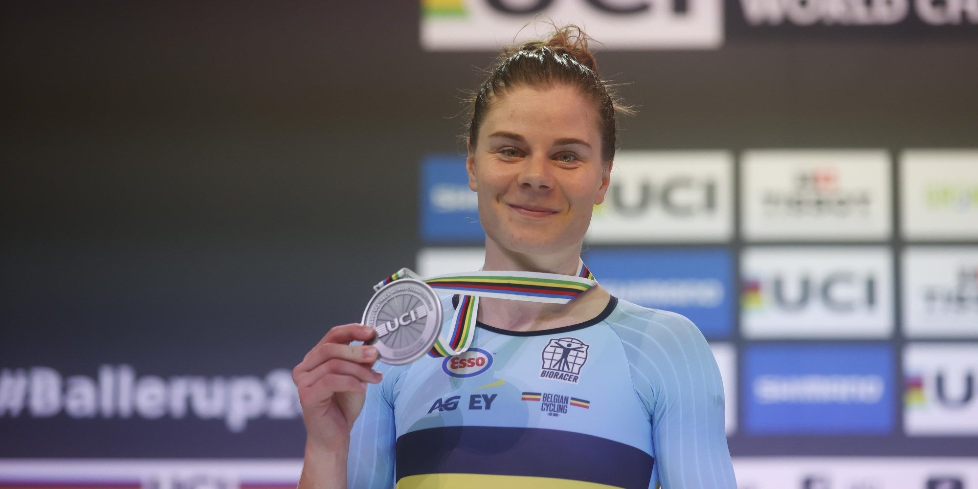 Lotte Kopecky Herontdekt Fietsplezier op de Piste - Wielerflits