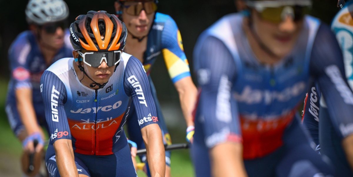 Ploegloze Peña haalt uit naar wielermakelaar Giuseppe Acquadro: "Hij ...