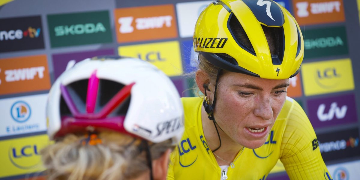 Demi Vollering reed met gebroken staartbeen naar tweede plek in de Tour ...