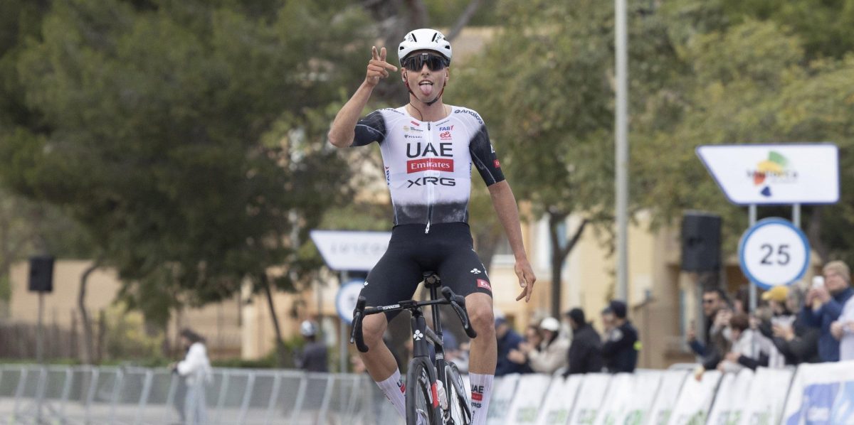 Toptalent Jan Christen rijdt op sterke én slimme manier naar zege in ...