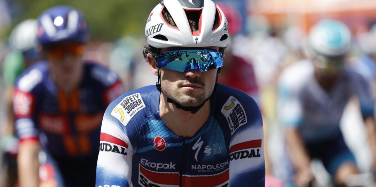 Tegenvaller voor Soudal Quick-Step, Fransman breekt schouderblad door ...