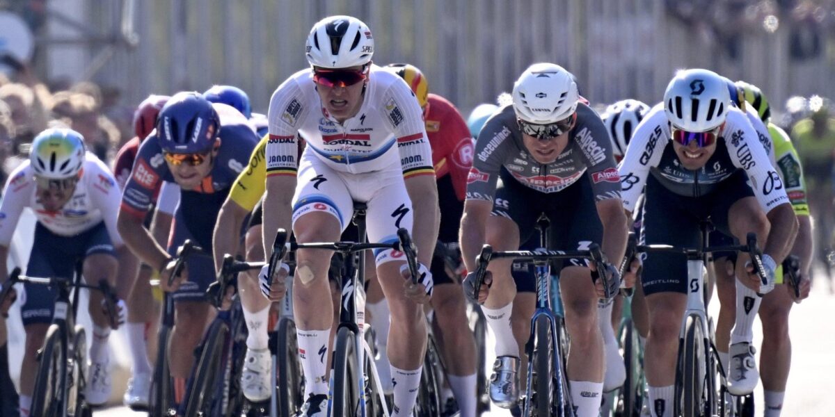 Zevende seizoenszege voor Tim Merlier in Scheldeprijs: "Zat beetje lang ...