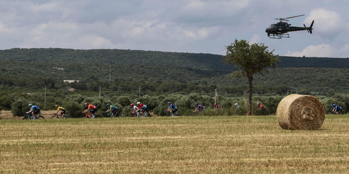 Giro 2025: Eerste opgave binnen het kamp van VF Group Bardiani-CSF ...