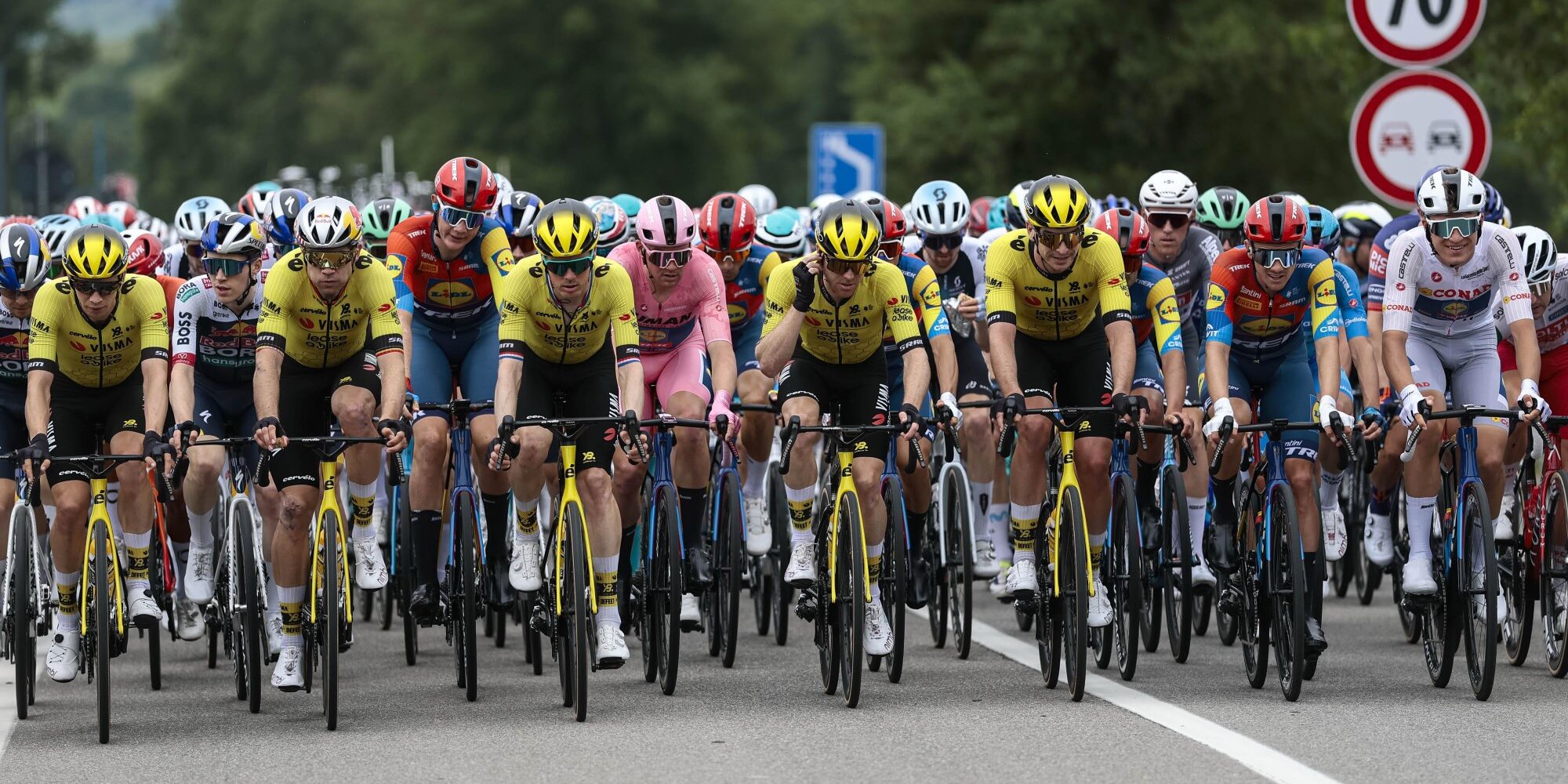 Giro 2026: Route met Blockhaus, finish in Zwitserland & minder slotweek