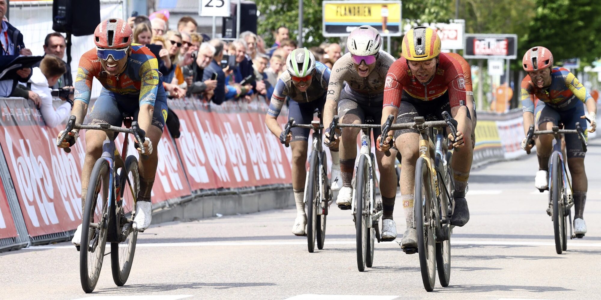 Susanne Andersen wint loodzware Antwerp Port Epic | WielerFlits