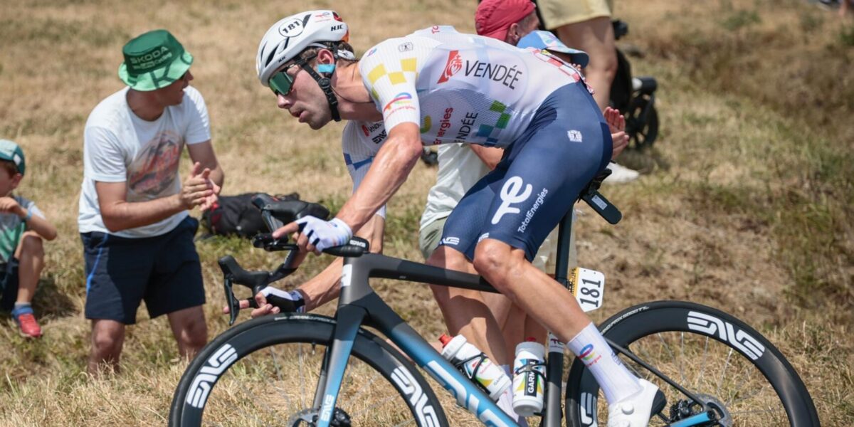 Steff Cras stopt emotioneel in Tour 2025 | TotalEnergies Nieuws