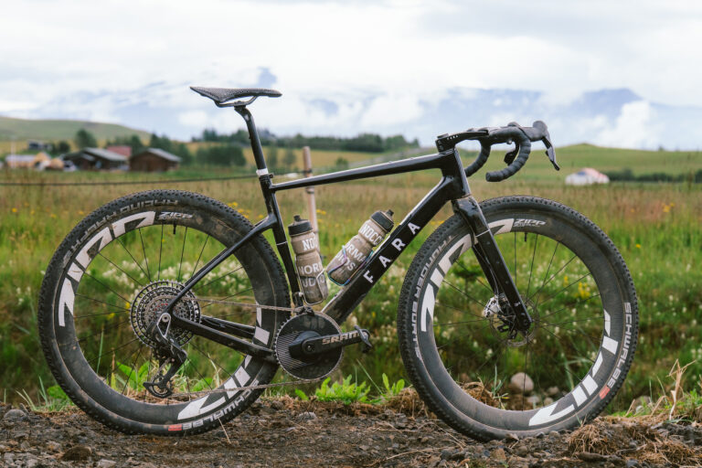 Fara Cycling Gr4 Gravel Bike: Lichtgewicht en veelzijdig