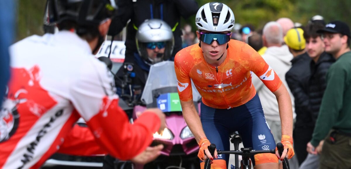 Demi Vollering wint EK-wegrit: 18e kampioenschap succesvol