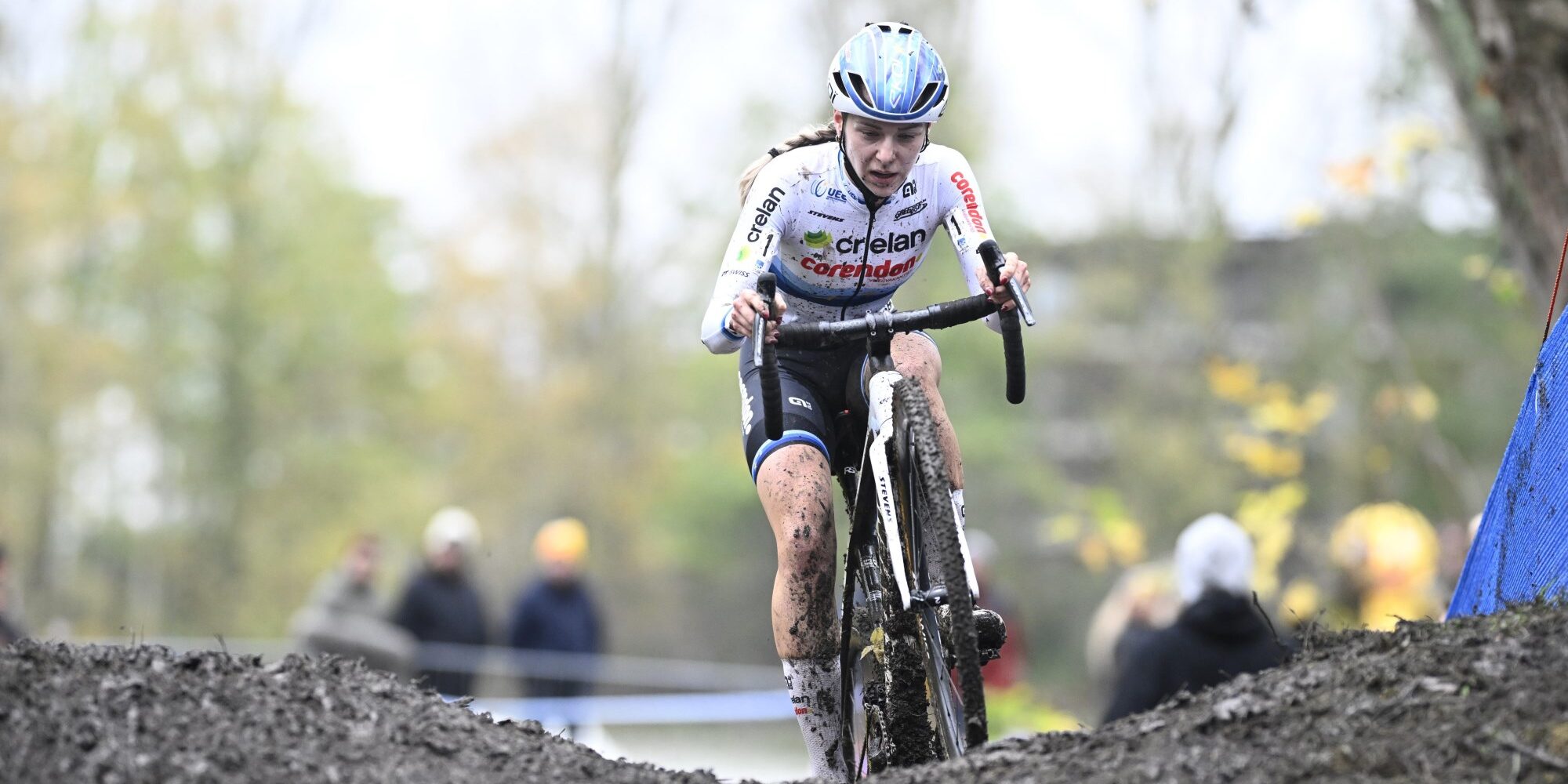 Inge van der Heijden wint eerste zege in Europese sterrentrui in Kortrijk