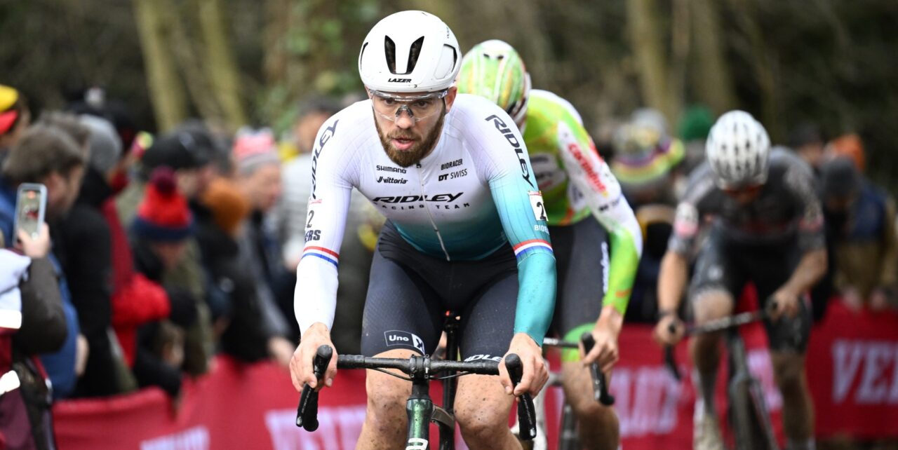 Joris Nieuwenhuis gaat met privésponsor in zee, fusie Ridley ...