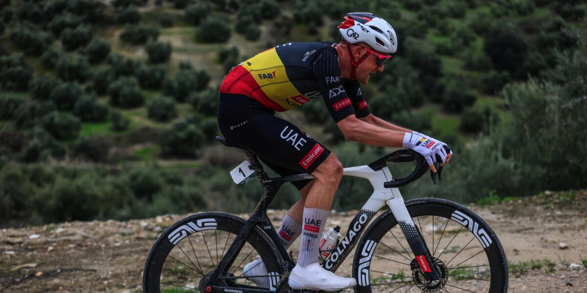 Tim Wellens wint solo in Clásica Jaén na spannende ontsnapping