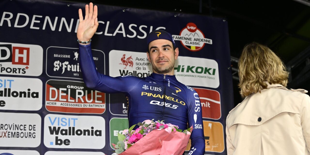 Matteo Moschetti sprint het snelst in Veenendaal-Veenendaal | WielerFlits