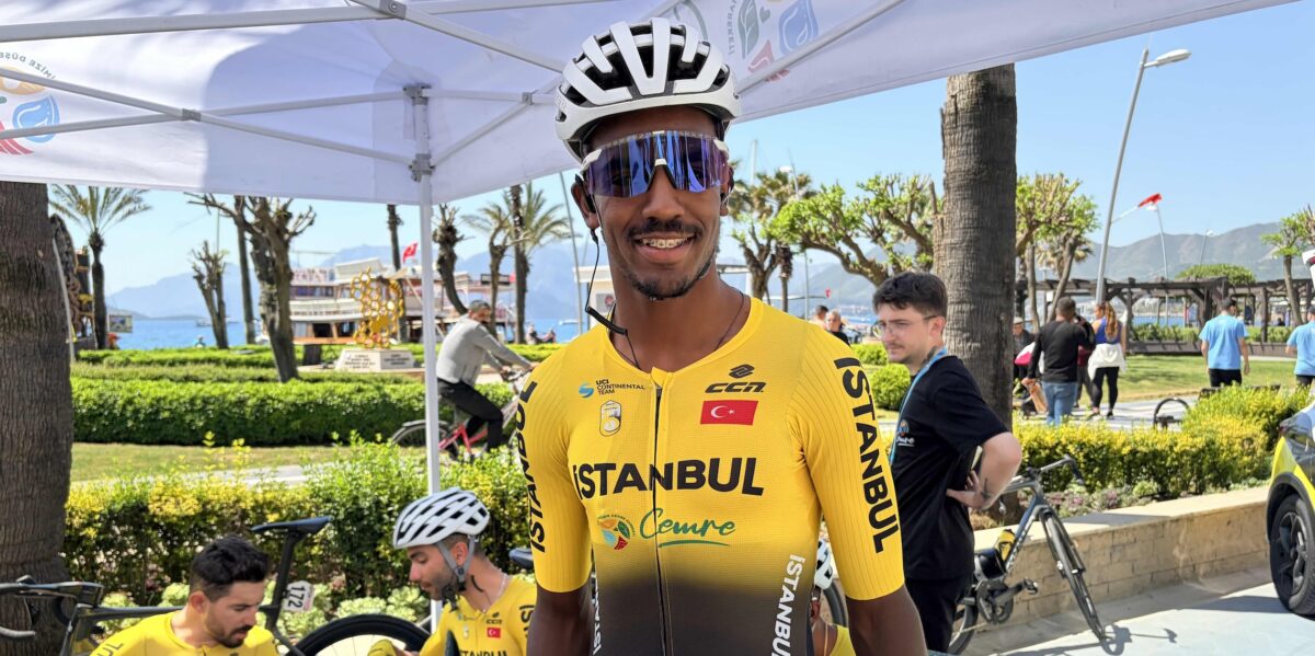 Ontmoet Mewael Girmay: Ambitieuze Eritrese Wielrenner