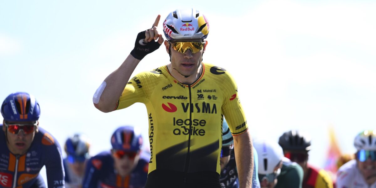 Wout van Aert stopt met Tour Auvergne door elleboogpijn
