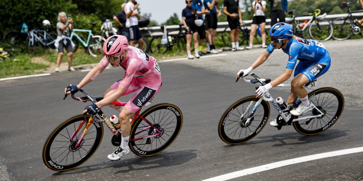 Demi Vollering nadert overwinning in Giro d'Italia Women 2026